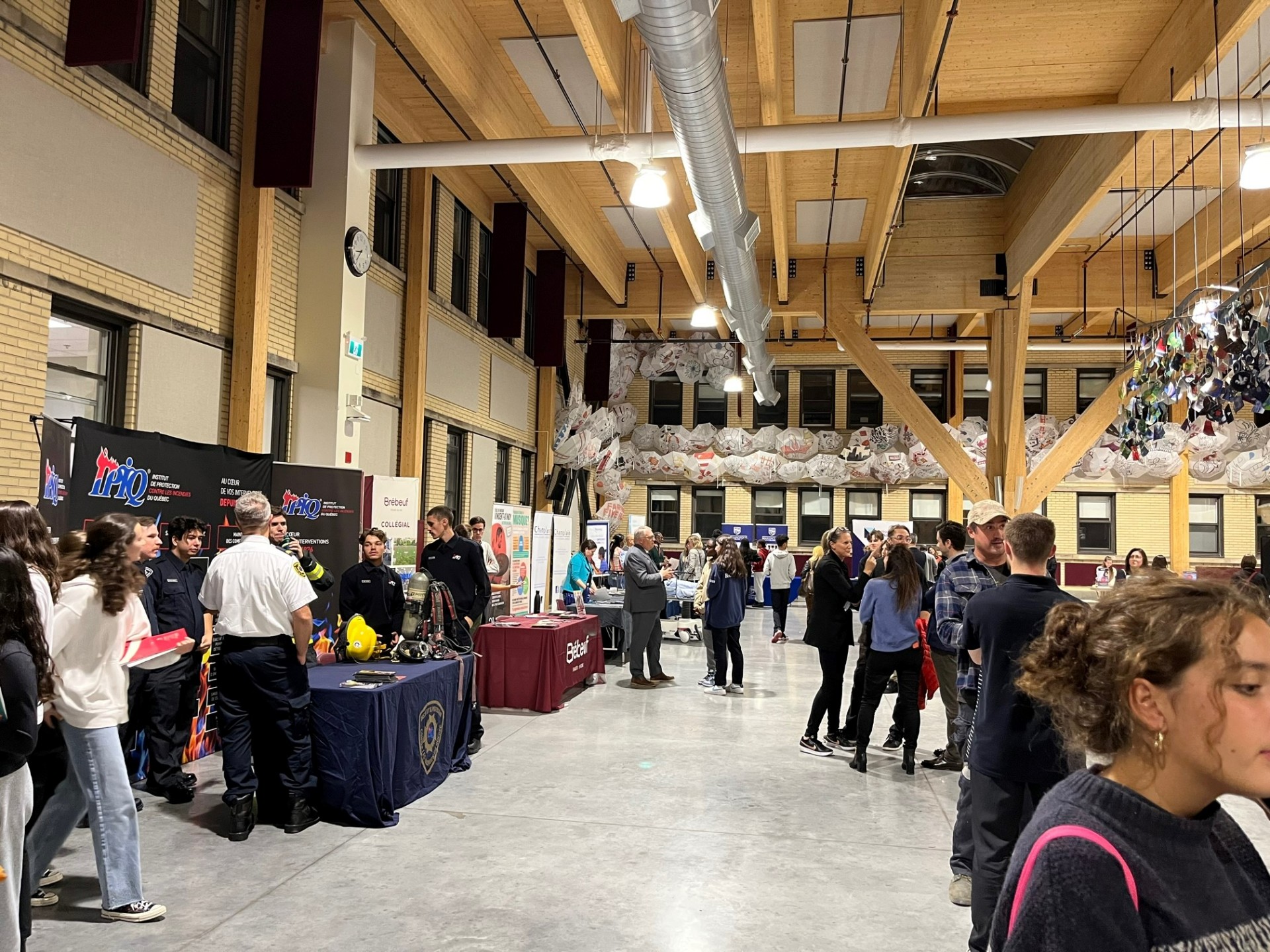 Une soirée Explo-programmes réussie! - Collège Durocher Saint-Lambert